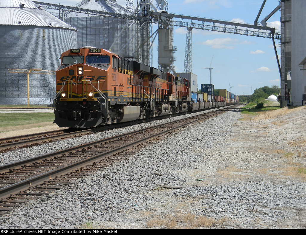 BNSF 7806